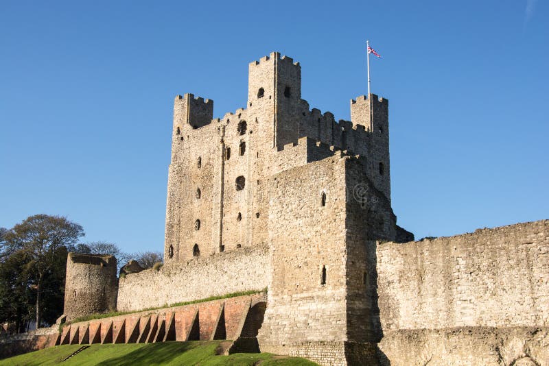 Castillo de Rochester foto de archivo. Imagen de resguardo - 46512006