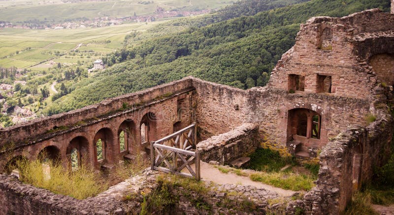 Castillo de Santo-Ulrich imagen de archivo. Imagen de augsburgo - 49184793