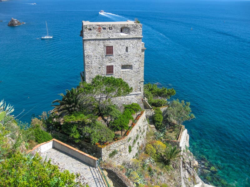 Castillo De Fieschi En Varese Ligure, Provincia De Spezia Del La ...