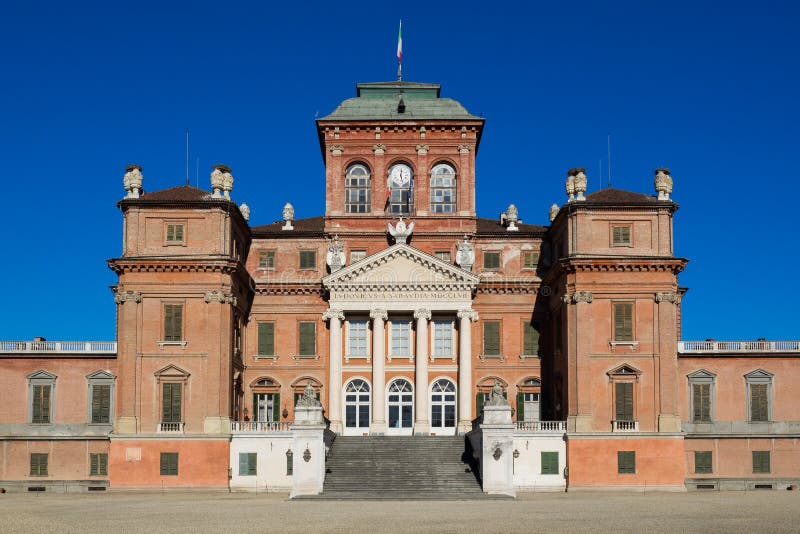 Palacio Real En Racconigi, Italia. Foto de archivo - Imagen de real ...