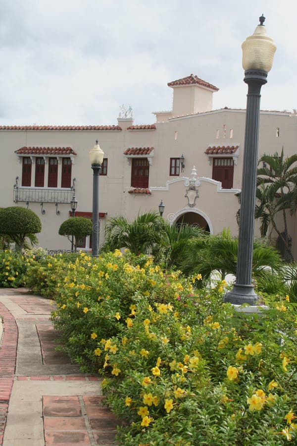 Castillo Serralles En Ponce Puerto Rico Imagen de archivo - Imagen de ...