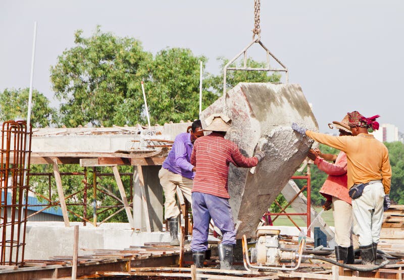 Casting Concrete editorial photo. Image of falsework - 20161871
