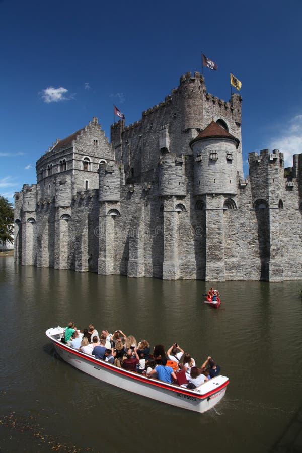 Castle boat editorial photography. Image of building - 76076627