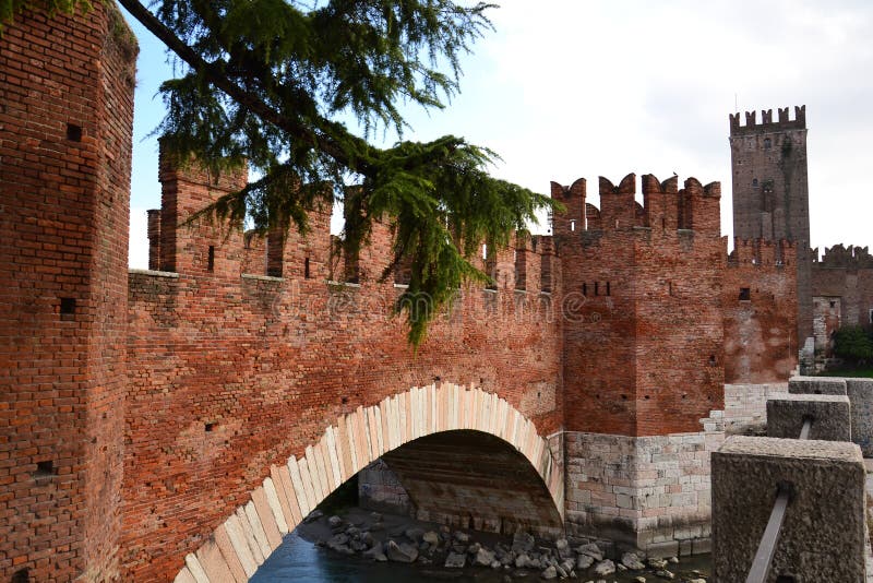 Castle and bridge stock image. Image of 14th, horizontal - 27162631