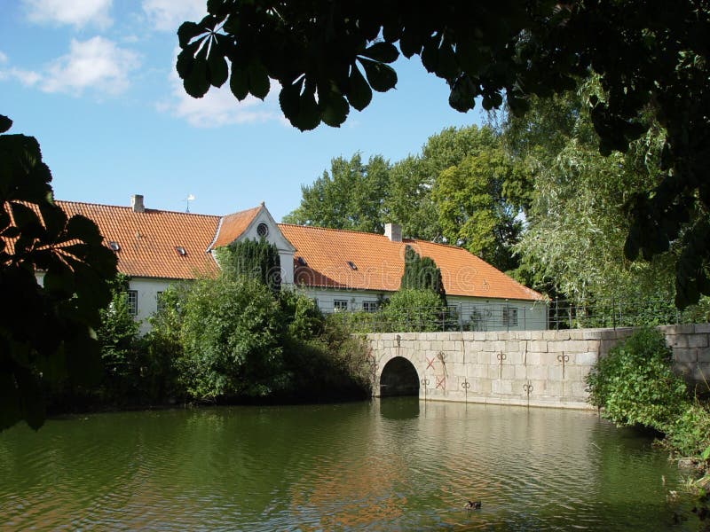 Castle Bridge Picture. Image: 30719