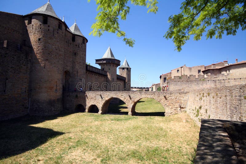 Castle bridge stock photo. Image of bridge, stone, ancient - 909114