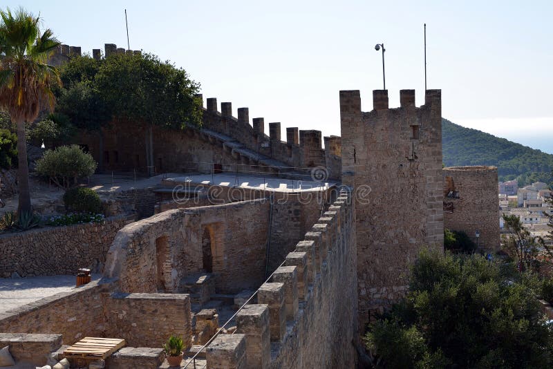 Castle of Capdepera editorial photography. Image of city - 55565437