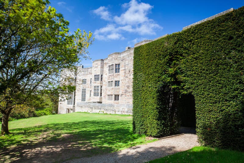 Castle Drogo stock photo. Image of travel, flora, tourist - 27935328