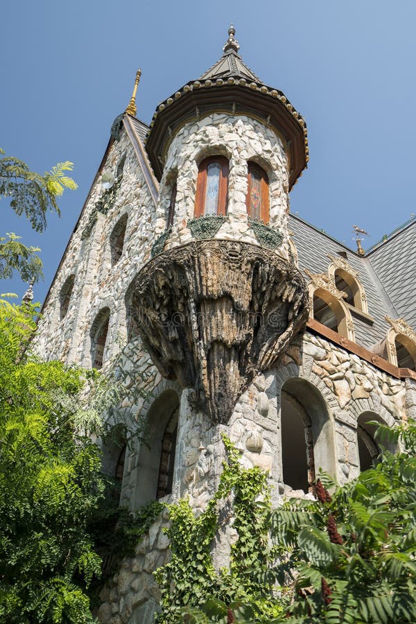 Castle exterior stock image. Image of garden, landscape - 93166533