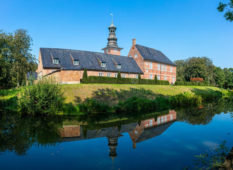 174 Husum Castle Stock Photos - Free & Royalty-Free Stock Photos from ...