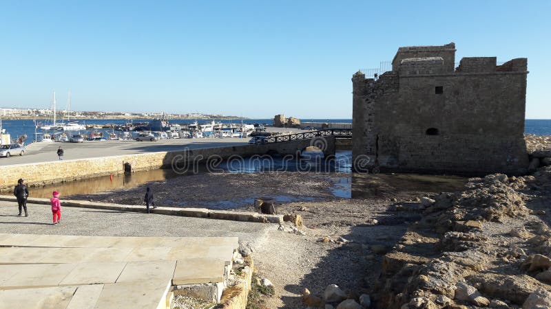CASTLE and HARBOUR editorial photo. Image of boat, ocean - 89611356
