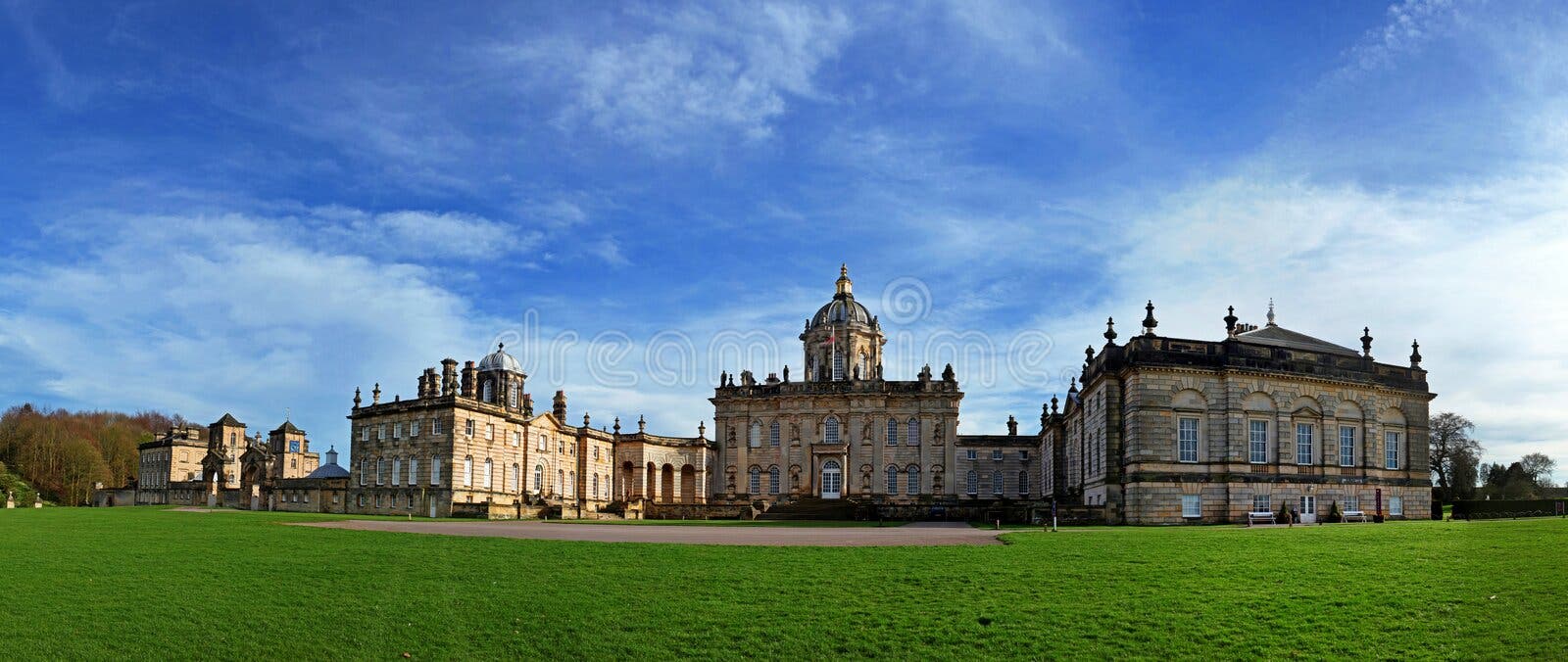 Mausoleum at Castle Howard stock image. Image of castle - 13527575