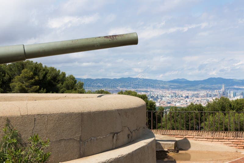 Castle of Montjuic with Old Canon in Barcelona Editorial Photography ...