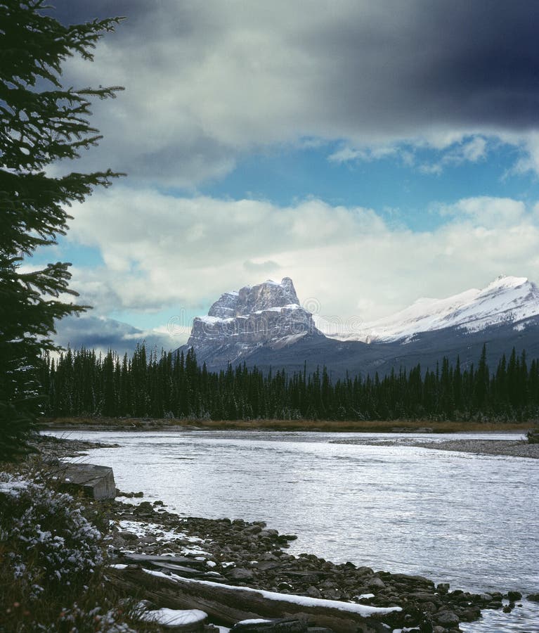Castle Mountain Alberta Canada Stock Photo - Image of storm, water: 6389502