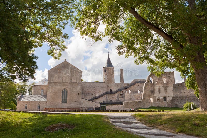 Cityscape of Haapsalu editorial photography. Image of building - 150835877