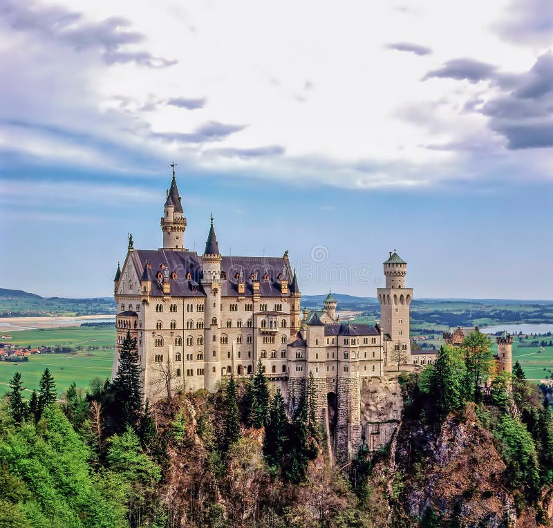 Castle Neuschwanstein , Germany Editorial Image - Image of cloud ...