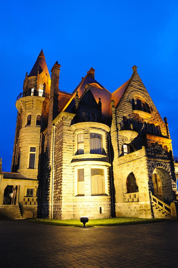 Castle Night Scene in Victoria Stock Photo - Image of dusk, city: 13251716