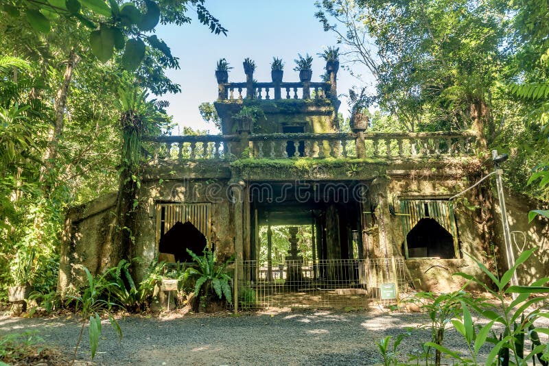 Castle in Paronella Park in Queensland, Australia Stock Photo - Image ...