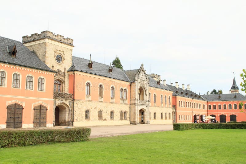 Sychrov chateau editorial photo. Image of chateau, landmark - 27108741