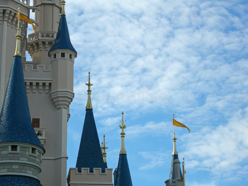 Welcome castle editorial image. Image of christmas, disney - 7445090