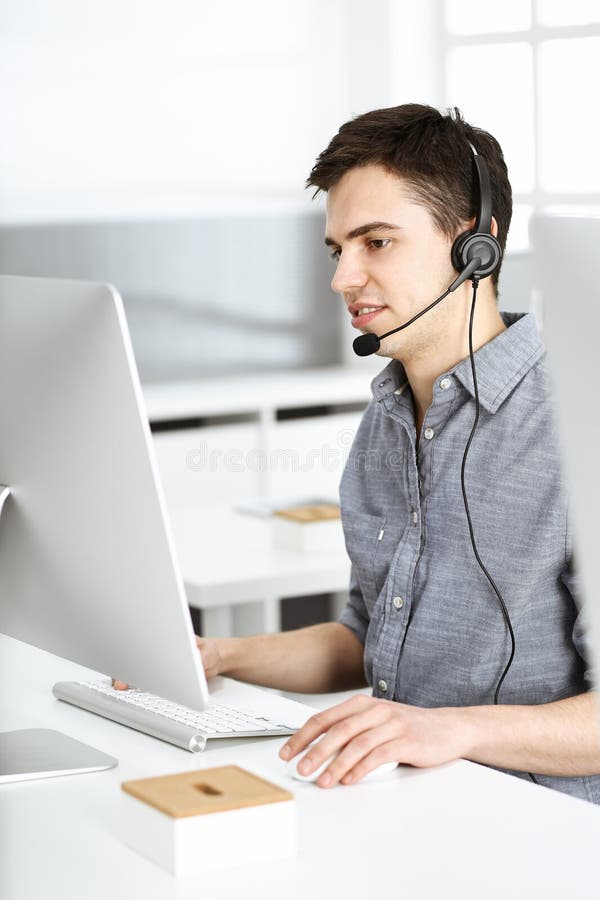 13,853 Customers Computer Stock Photos - Free & Royalty-Free Stock ...