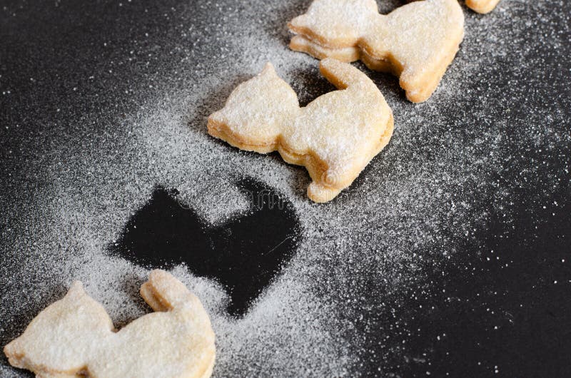 Missing Cookie from a Plate Stock Image - Image of melt, duck: 82565013