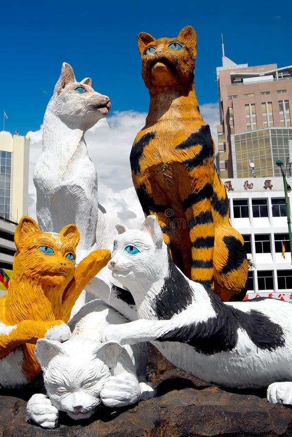Cat Statue, Kuching, Sarawak, Malaysia. Editorial Photography - Image ...