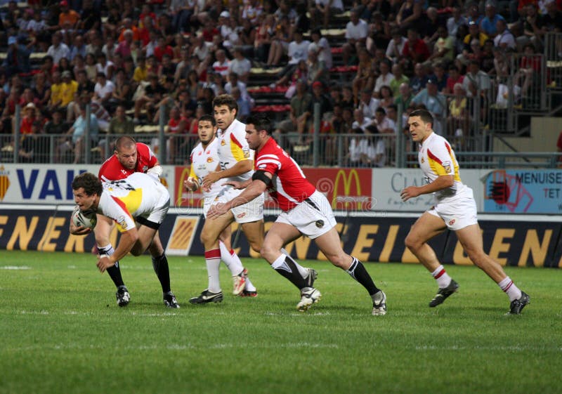 Catalans Dragons Vs Celtic Crusaders Editorial Image - Image of ...