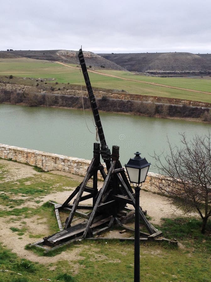 Catapult editorial photo. Image of spanish, catapult - 88668761