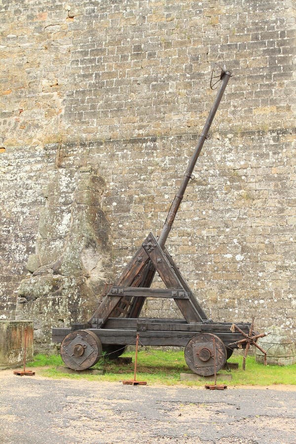 2,728 Catapulte Photos libres de droits et gratuites de Dreamstime