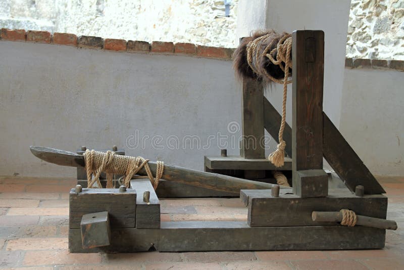 Catapulte modèle photo éditorial. Image du catapulte - 57413606