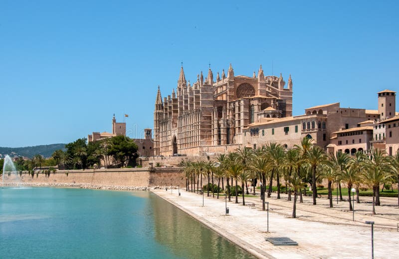 Catedral De Mallorca, Palma De Mallorca, Espanha Foto de Stock - Imagem ...