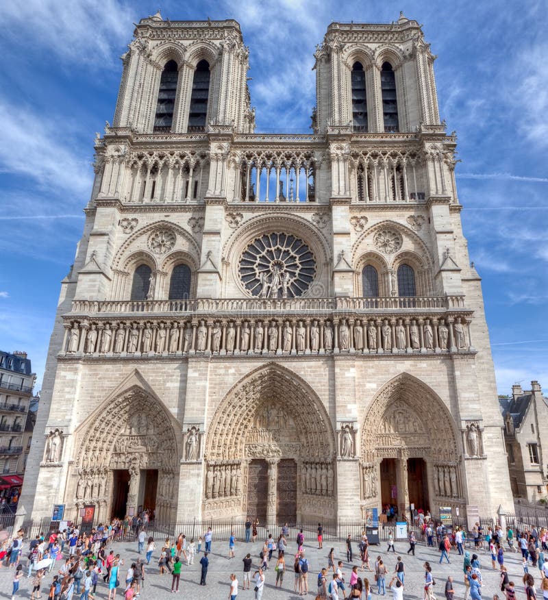 Catedral De Notre-Dame, París Fotografía editorial - Imagen de dama ...