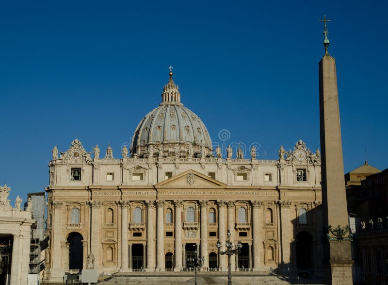 Catedral De San Pedro En Roma, Italia Foto editorial - Imagen de ...