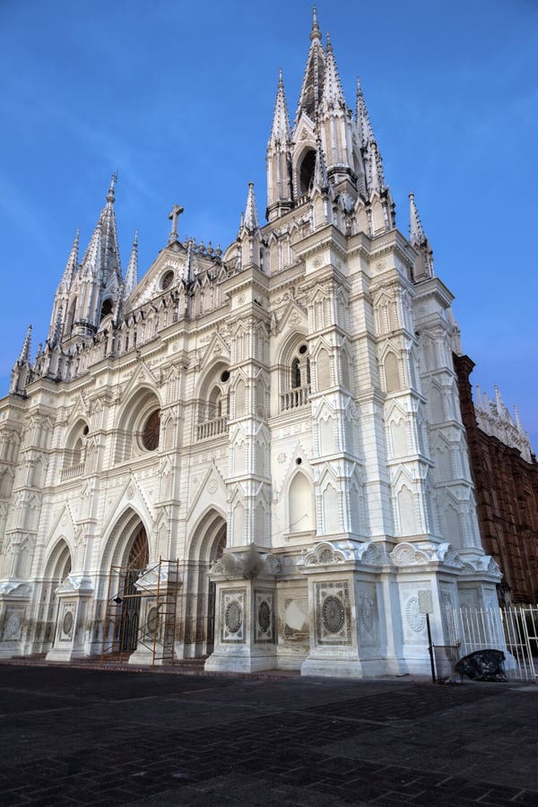 Catedral De Santa Ana En La Noche Imagen de archivo - Imagen de ...