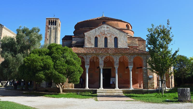 Catedral De Santa Fosca En La Isla De Torcello Foto de archivo - Imagen ...