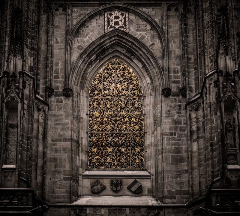 Catedral famosa imagen de archivo. Imagen de santo, checo - 32089135