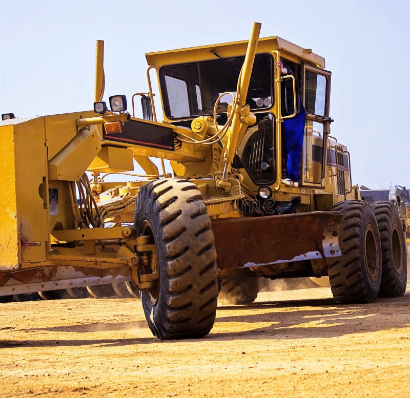 Caterpillar 140H Drivers View Stock Image - Image of truck, grader: 5918363