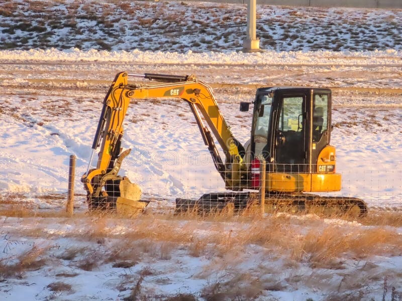 A Caterpillar 305E CR Mini Excavator during Winter Editorial Stock ...