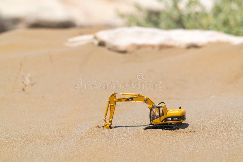 Excavator Model and Wheel Loader ,Top View Editorial Photography ...