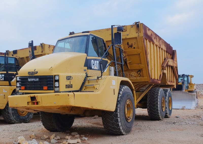 Caterpillar Truck editorial photography. Image of power - 135236742