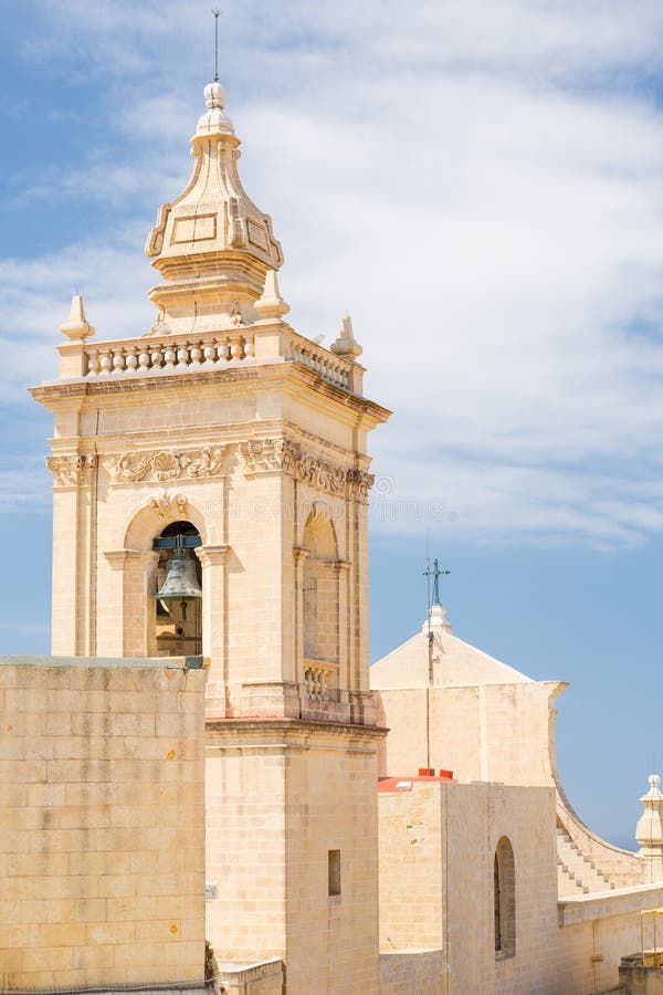 La Cathédrale De Gozo à L'intérieur De La Citadelle De Victoria Ou ...