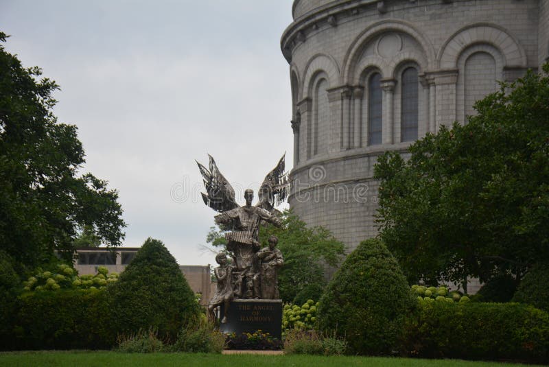 Cathedral Basilica of St. Louis Stock Image - Image of tower, plant ...