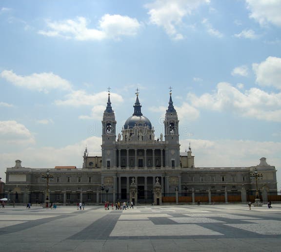 Cathedral de la Almudena stock image. Image of official - 5632071