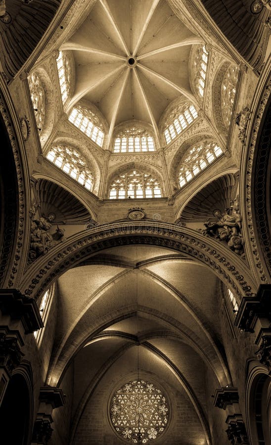 Cathedral Interior editorial photography. Image of inside - 71019317