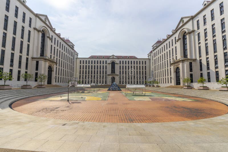 Cathedral of Learning CL Building at Assumption University ABAC. Stock ...