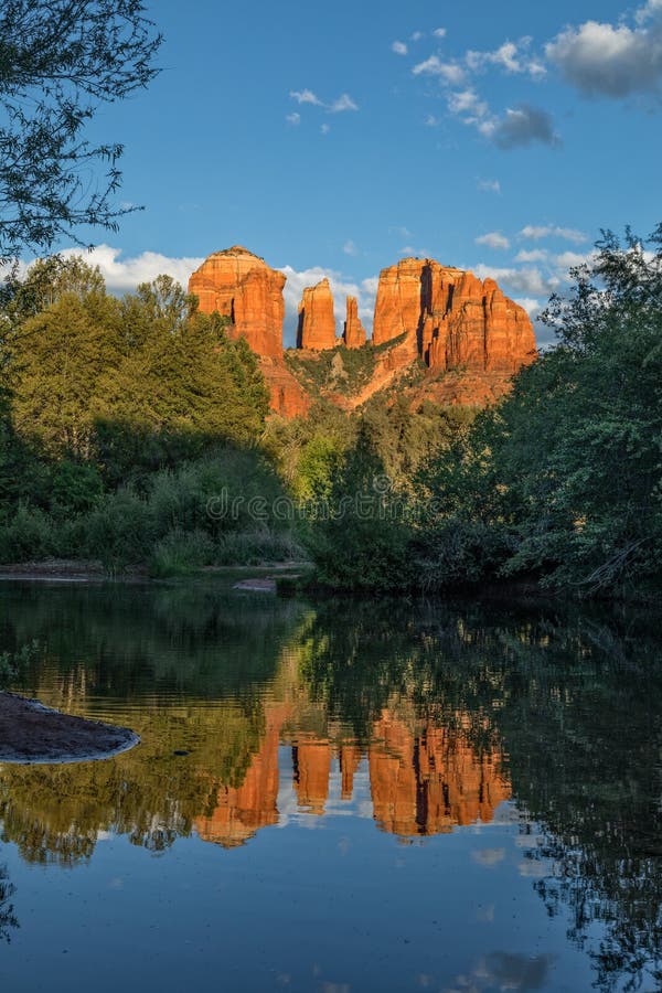 Cathedral Rock Sunset Reflection Stock Image - Image of beauty, nature ...