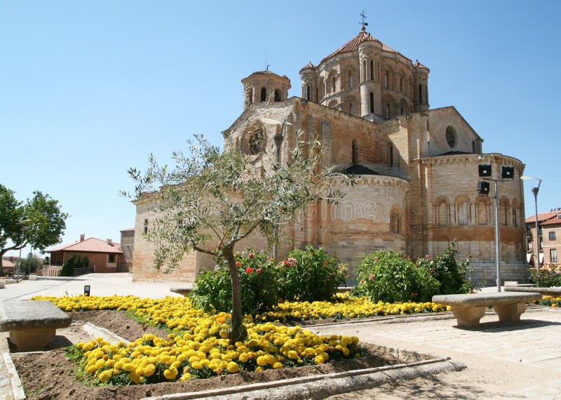 Cathedral in Toro, Spain stock image. Image of park, garden - 17543611
