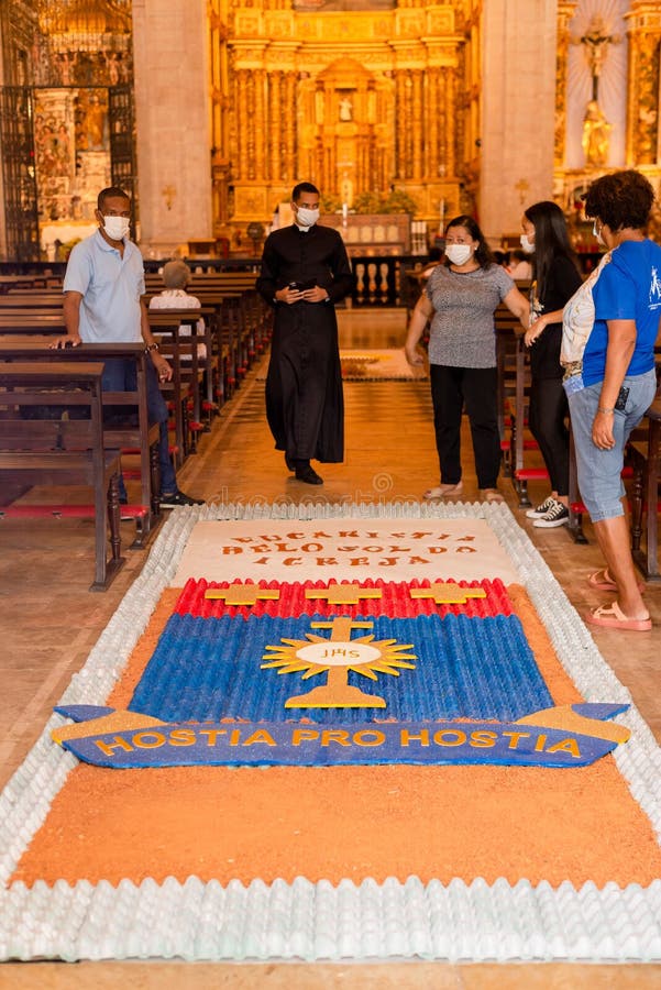 Catholics and Priests Praying Inside the Basilica Cathedral Editorial ...