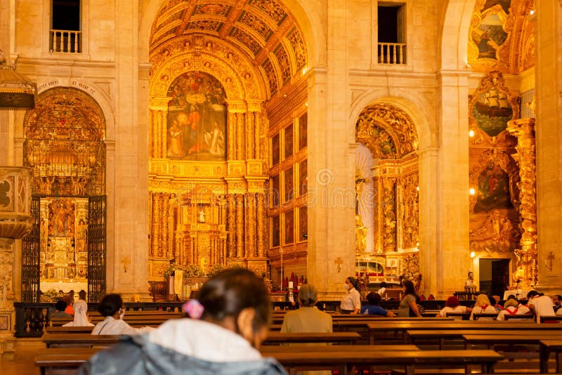 Catholics and Priests Praying Inside the Basilica Cathedral Editorial ...